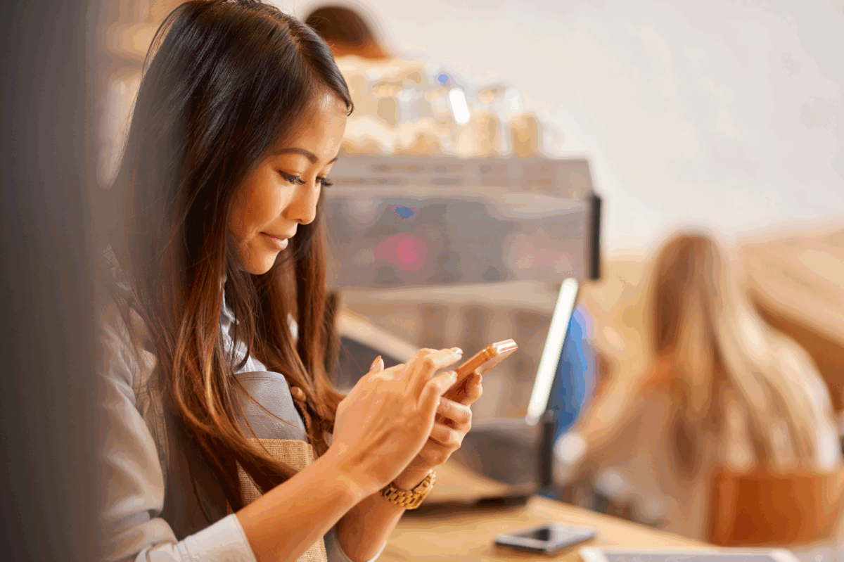 FROM TEXT TO TALK: COACHING GEN Z IN REAL-TIME COMMUNICATION - Ally ...